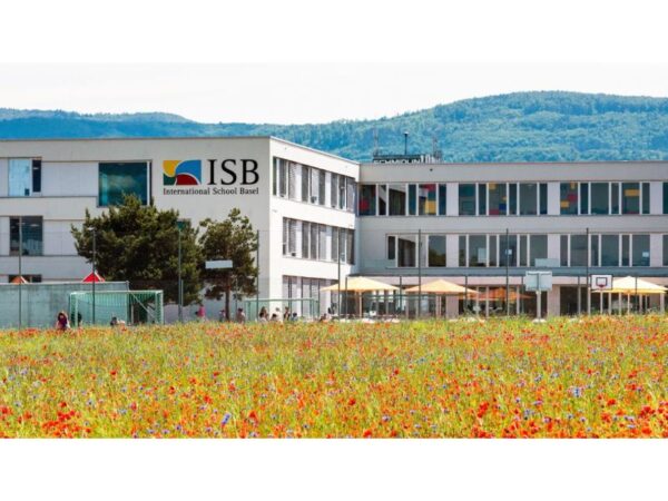 Top 10 IB Schools in Switzerland | TYCHR